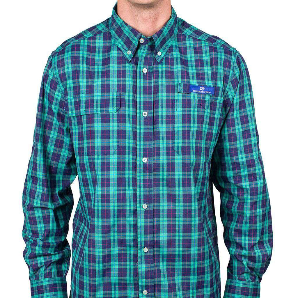Southern Tide Bluefish Plaid Fishing Shirt in Blue Depths – Country ...